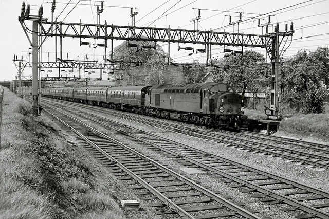 BRITISH RAIL CLASS D223 at Madeley May 1964 Rail Photo £1.49 - PicClick UK