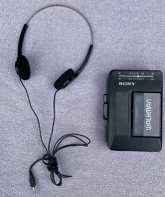 SONY WALKMAN CASSETTE Tape Player WM-F2015 & Headphones MDR-006 $53.00 ...