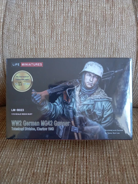 LIFE IN MINIATURES WW2 German MG42 Gunner 1/10 scale bust £75.00 ...