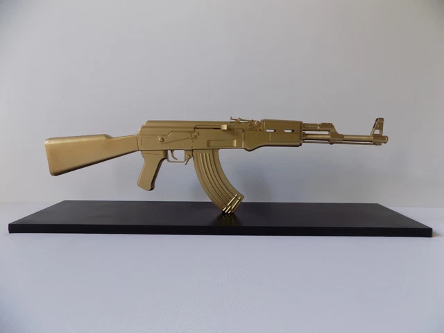 AK47 SCULPTURE DE ROULLAND T SKRED kalach gun kalash art kalashnikov ...
