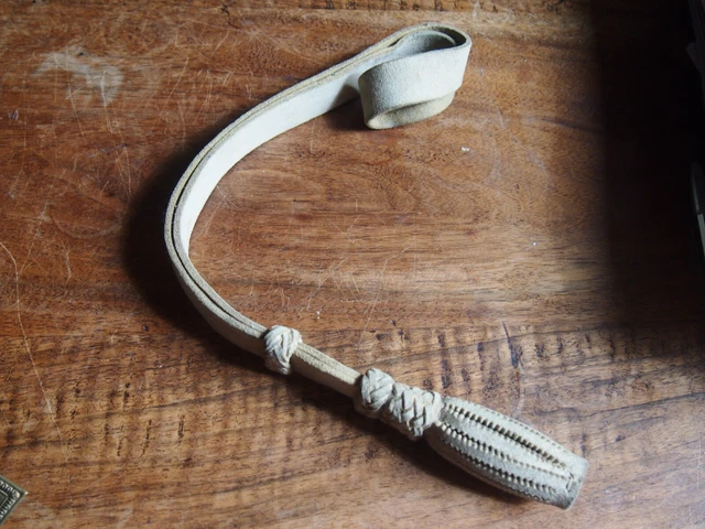 DRAGONNE DE SABRE de cavalerie du II Empire en buffle blanchi etat ...