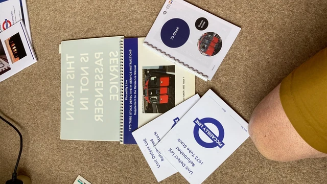 LONDON UNDERGROUND PICCADILLY Line - 73 Stock Defect Information £7.99 ...