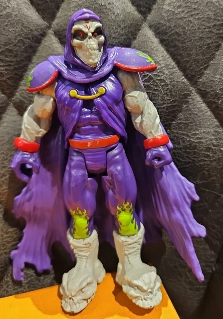 GRIM REAPER/GRAVE DIGGER Action Figure 5 Inch Monster Jam Creatures £2. ...