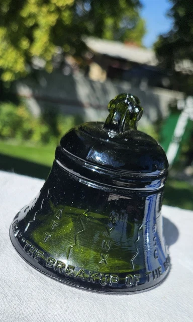 VINTAGE GLASS ADVERTISING BELL PAPERWEIGHT Break Up of Bell System ...
