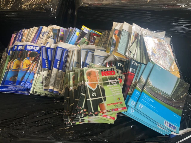 10,000 FOOTBALL PROGRAMMES Bulk Buy (less than 4p each) 1970's to ...