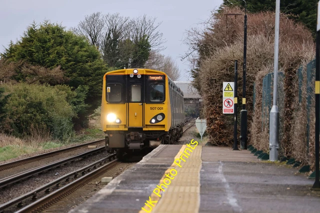 PHOTO RAILWAY 12X8 Class 507 EMU 507001 BR Blue arrives Wallasey ...