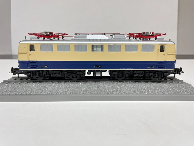 ROCO H0 E-LOK 43381 BR E10 'Rheingold' DB wie neu mit Zubehör #293 EUR ...