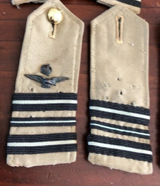 WW2 AUSTRALIAN RAAF Uniform rank insignia epaulettes Used relics pair 7 ...