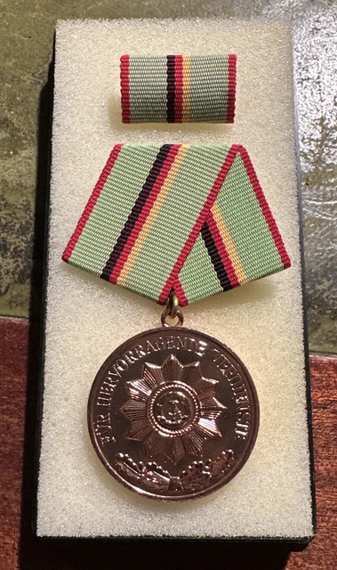 DDR NVA EAST GERMAN POLICE SERVICE MEDAL For Excellent Merits + Ribbon ...