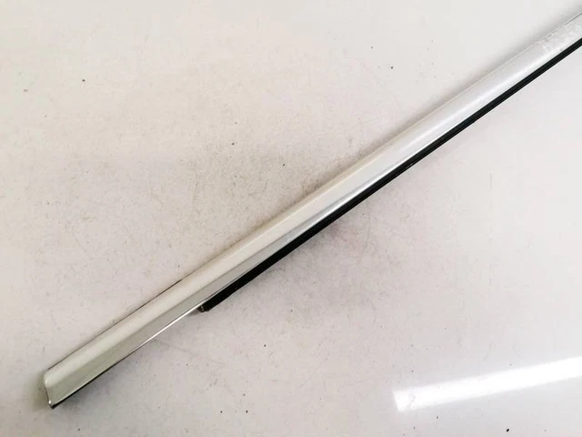 BMP GLASS TRIM Molding-weatherstripping rear right for Volkswage ...