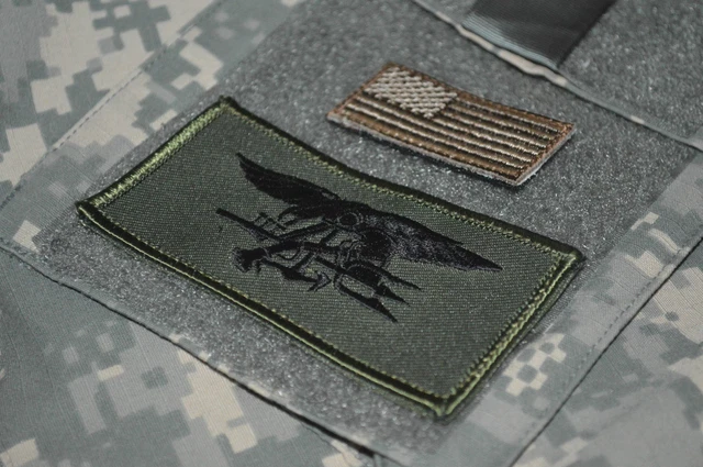 USN SEAL ODA SPECIAL WARFARE vêlkrö TRIDENT INSIGNIA + Desert Camo US ...