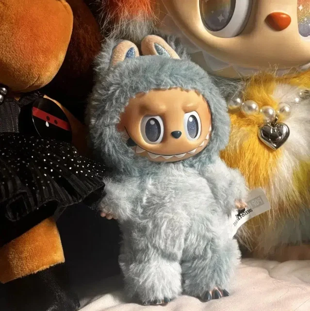 LABUBU HOPE KEYRING Doll Pop Mart beast Series Blue Sky Blue Cream ...