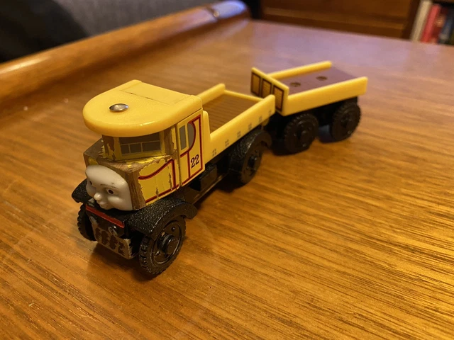 THOMAS THE TANK Engine Wooden Isabella And Trailer $14.00 - PicClick AU