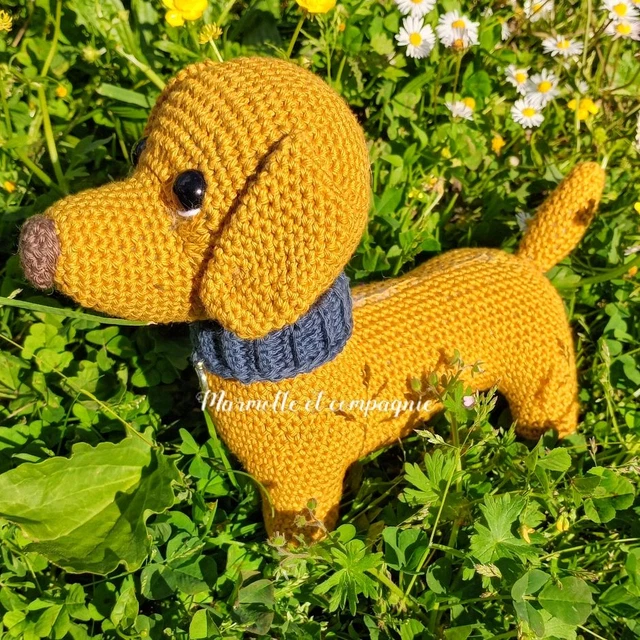 AMIGURUMI AXEL LE teckel au crochet fait mains EUR 28,00 - PicClick FR