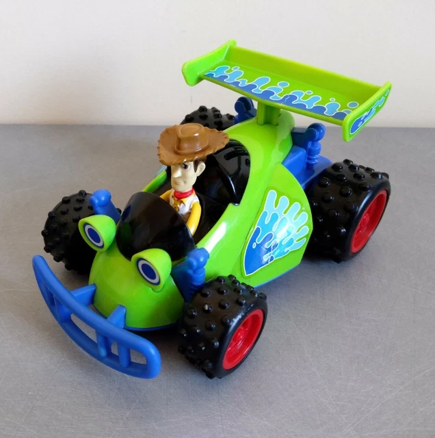 TOY STORY DISNEY PIXAR RC BUGGY KARTING & WOODY / Se lance avec effet ...