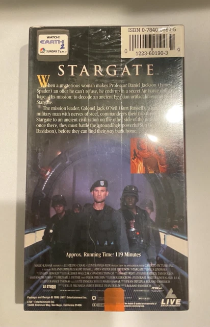 STARGATE (VHS, 1995) Kurt Russell James Spader SCI-FI Masterpiece NEW ...
