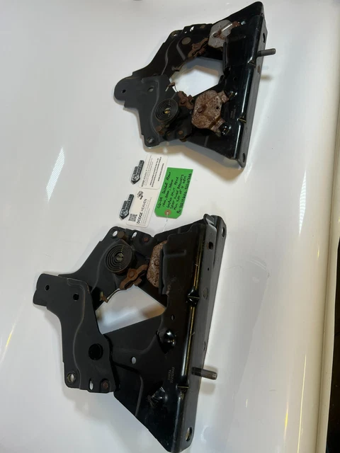 OEM 2002-2009 DODGE Ram 60/40 Split Rear Seat Hinge Brackets Set Of 4 ...
