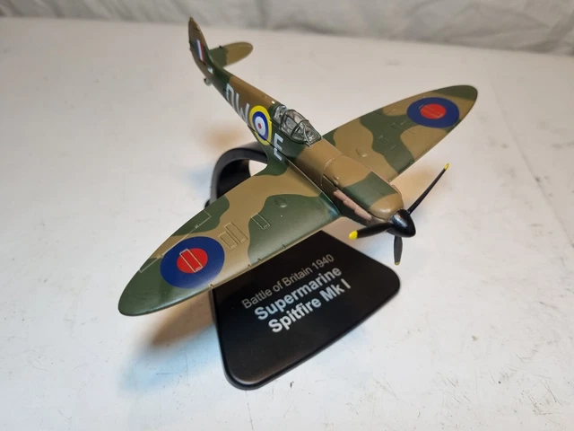DIECAST MODEL PLANE - Supermarine Spitfire MK1 - On stand - 12cm Long ...