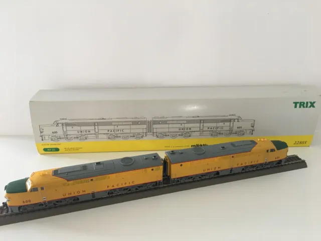 TRIX 22805 H0 HO Union Pacific ALCO Double unit PA 1 #600-601 Digital ...