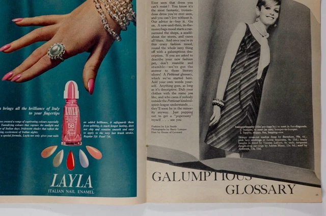 TWIGGY KARI ANN MULLER Oliver Reed URSULA ANDRES John Stephen PETTICOAT ...