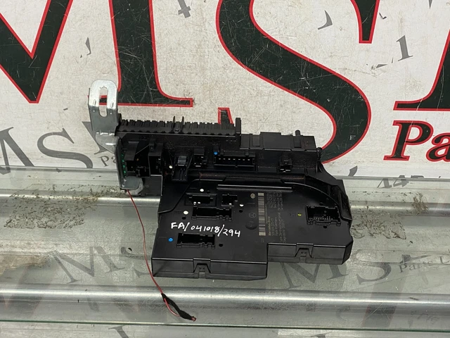 MERCEDES BENZ W204 C Class Rear Sam Unit Fuse Box A2049000902 £60.00 ...