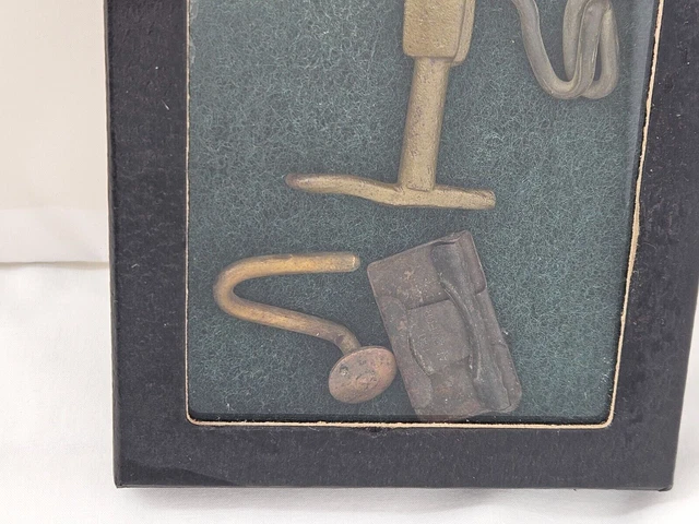 ANTIQUE ARTIFACT DISPLAY Box~Primitive Assemblage~Found Object~Mini ...