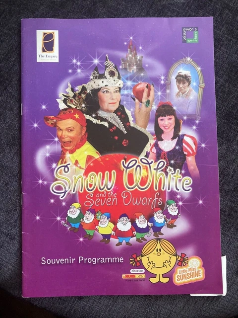 SNOW WHITE AND the seven dwarfs panto programme Consett Empire Theatre ...