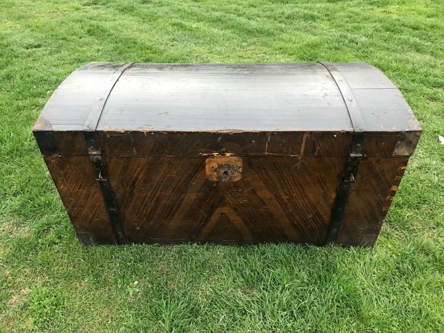 ANTIQUE DOME CHEST Handmade Ship Trunk Dovetails Sides 48 X 25 X 26 ...