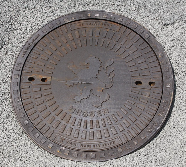 GULLY CHANNEL LID shaft lid with Hesse coat of arms shaft cover class ...