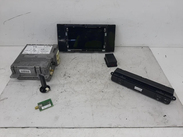 2020 MERCEDES SPRINTER Mk3 (907/910) OEM Touchscreen Radio - No Code ...