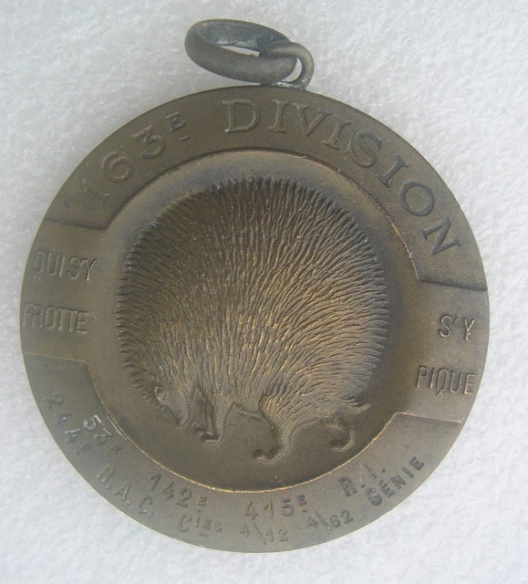 RARE MEDAILLE 1914 1918 : 163e DIVISION " qui s'y frotte s'y pique ...
