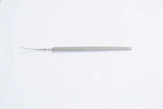 WECKER IRIS ESPÁTULA 1MM Ancho 30MMLONG Curvo Eje (2 Pieza) EUR 33,13 - PicClick ES