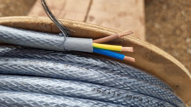 6.0MM X 25M 3 Core SY-Mult-Flex Braided Armoured Control Flex Cable £96 ...