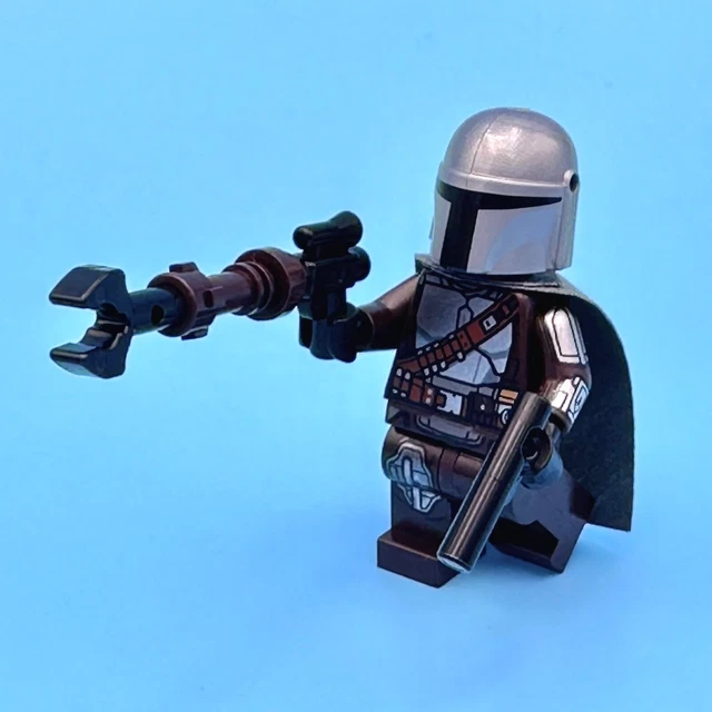 LEGO STAR WARS The Mandalorian Din Djarin Minifigure + Cape (75299 ...