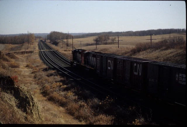 MB9-528 ORIGINAL COLOUR Slide Canadian National EMD SD40-2W #5314 Circa ...