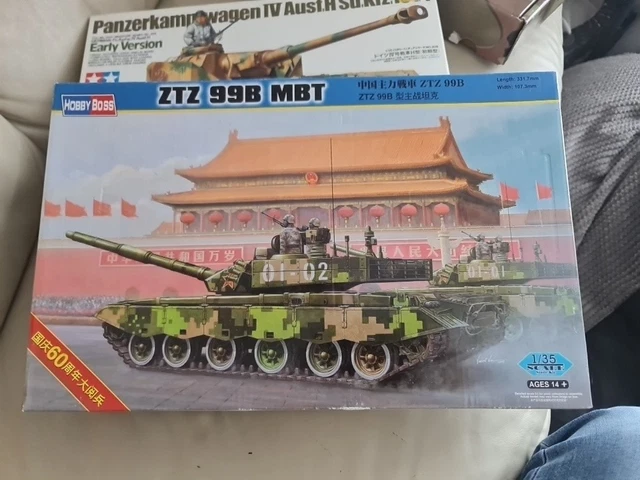 HOBBY BOSS ZTZ 99B Main Battle Tank Vehicle Model Building Kit (US ...