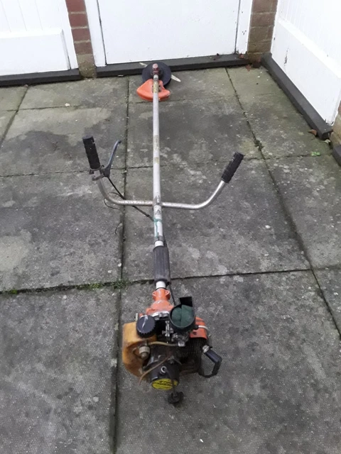 STIHL FS65AVR PETROL STRIMMER Cambridgeshire not tested 80.00 PicClick UK
