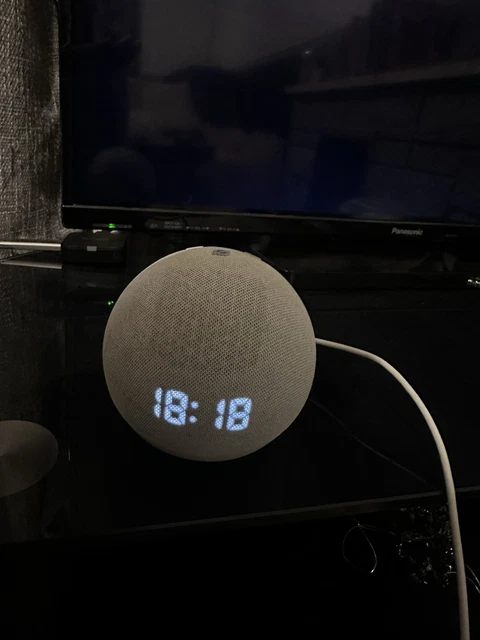 AMAZON ECHO DOT (4th Gen) Smart Speaker with Clock Alexa, Glacier White £40.22 - PicClick UK