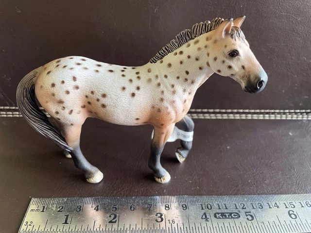 SCHLEICH KNABSTRUPPER STATION, 13689, With Tag, Pristine. RARE RETIRED ...