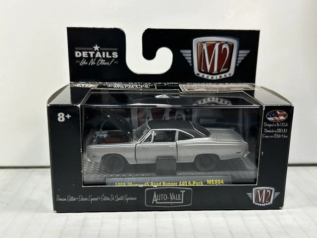 M2 MACHINES AUTO-VAULT 1969 Plymouth Road Runner 440 6-Pack MEX04 1/ ...