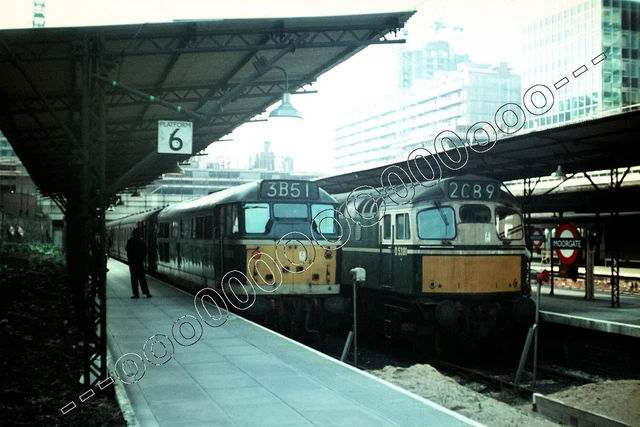 35MM ORIGINAL COLOUR SLIDE OF CLASS 27 & 31 AT MOORGATE, LONDON IN 1967 ...