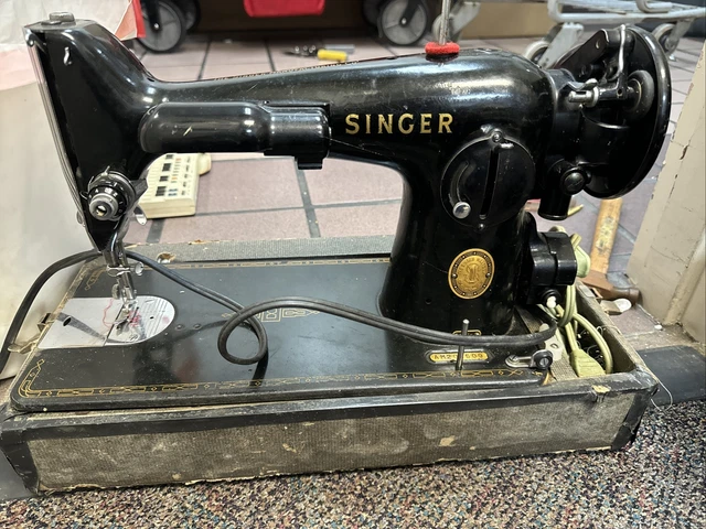 MACHINE À COUDRE vintage robuste Singer 201 - denim cuir entraînement ...