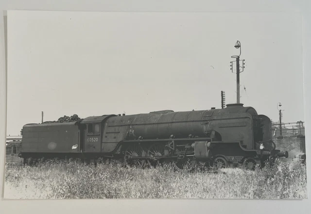 LNER RAILWAY LOCOMOTIVE Photograph -60520 Owen Tudor E535 £2.99 ...