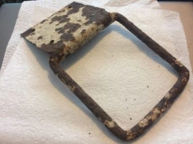 WW1 RELICS FOUND In The Battlefield At Somme - Metal Detector Findings ...
