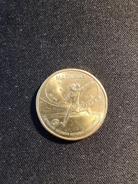 2023 AUSTRALIAN $1 One Dollar Matildas Striker Coin Circulated Soccer ...