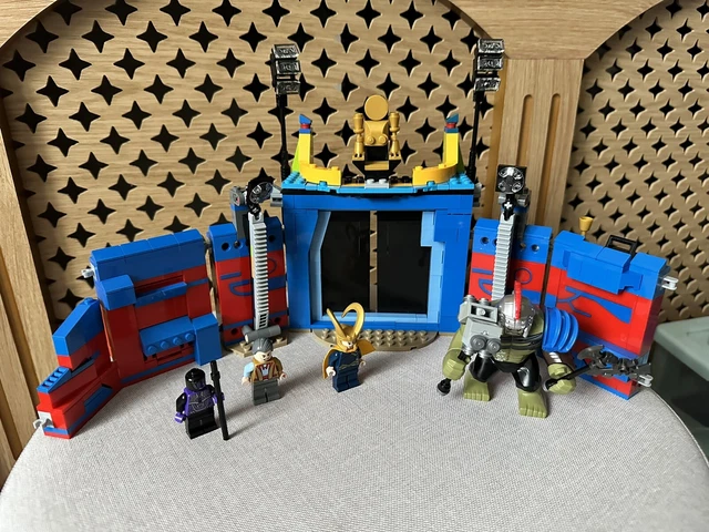 LEGO MARVEL SUPER Heroes Thor Ragnarok (76088) Thor vs. Hulk: Arena ...