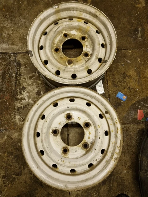 LAND ROVER DEFENDER Wolf Rim. £150.00 - PicClick UK