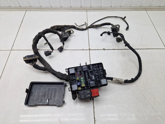 2017 FORD TRANSIT MK8 Engine Bay Fuse Relay Box Wiring Loom GK3T-9K499 ...