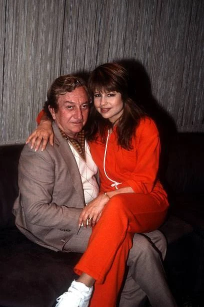 PIA ZADORA, HUSBAND of Meshulam Riklis, visiting his penthou - 1985 Old ...