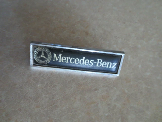 ORIGINAL MERCEDES BENZ CAR small metal badge // emblem ...
